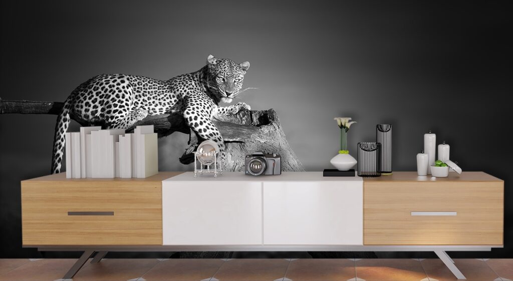 A leopard lying on a tree branch - Magicdecor®