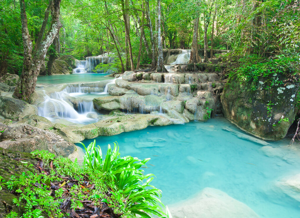 Soothing Ambience Waterfall Wallpaper Mural - Magicdecor®