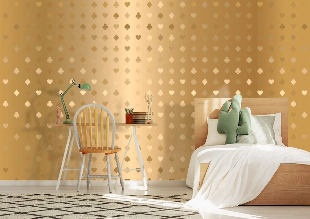 Royal Gold Diamonds, Spades, Hearts And Clubs Pattern Wallpaper for Wall - Magicdecor®