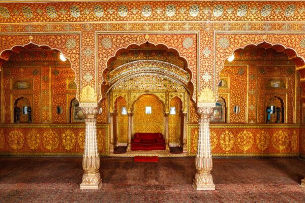 Throne Room in Lalgarh Palace Rajasthan Royal Wallpaper Mural for Wall - Magicdecor®