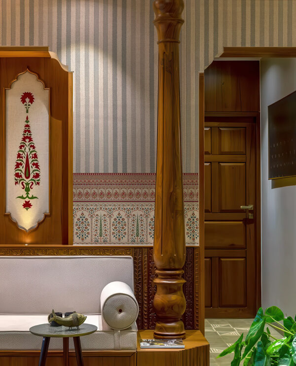 Saaj, Premium Ethnic Indian Kalamkari Design Wallpaper Mural ...