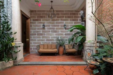 Earthy Elegance Brown Bricks Texture Wallpaper Mural - Magicdecor®