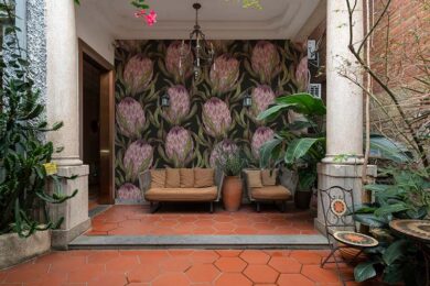 Realistic Exotic Proteus Flowers Wallpaper Mural - Magicdecor®